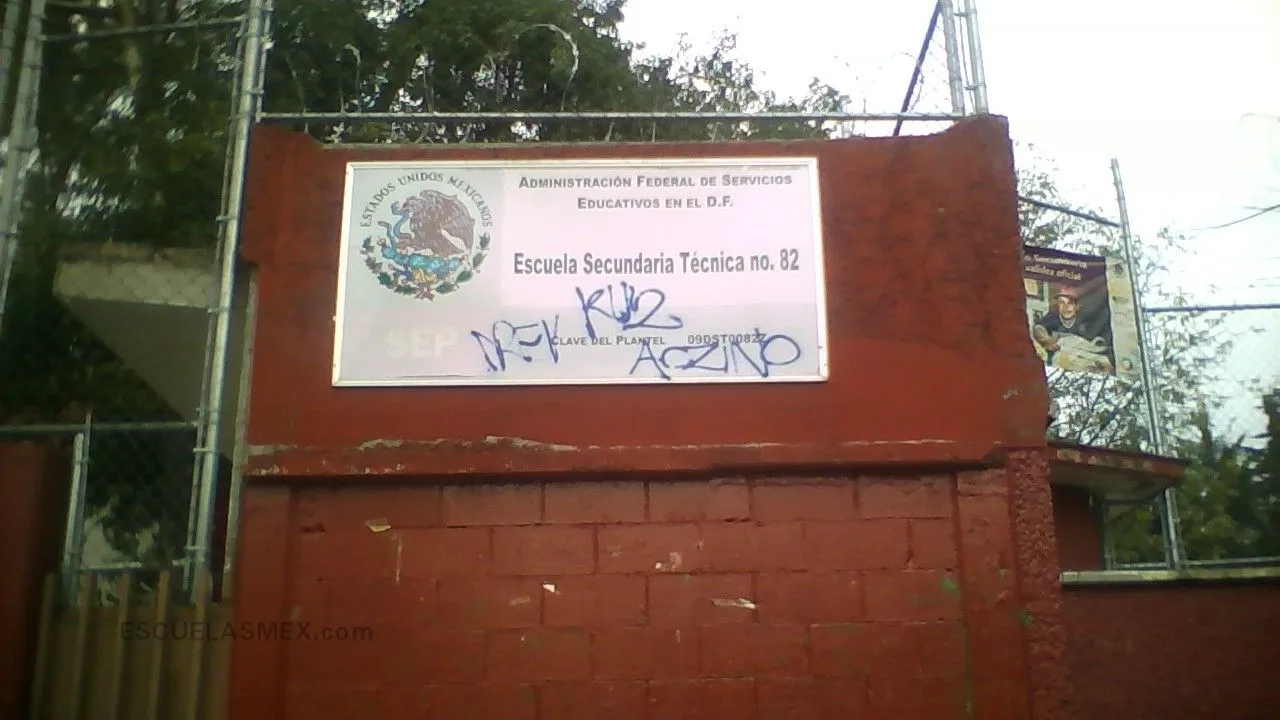 Escuela Secundaria Técnica 82 CCT 09DST0082Z